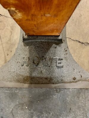 HOWE Antique Platform Scale, Platform Scale Machinery