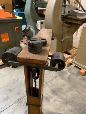 HOWE Antique Platform Scale, Platform Scale Machinery